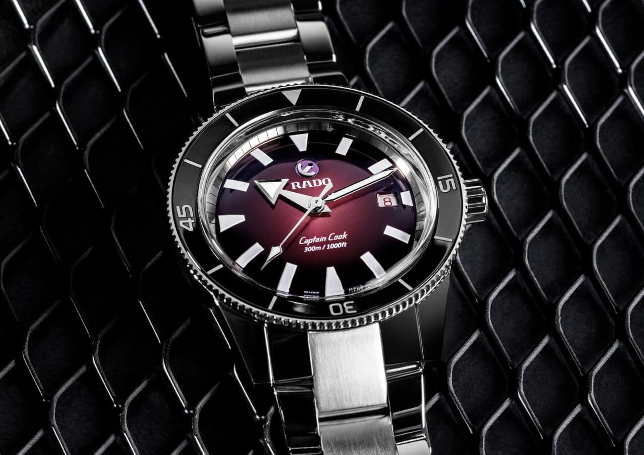 Rado Captain Cook Red