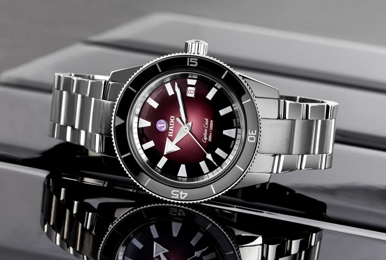 Rado Captain Cook Red