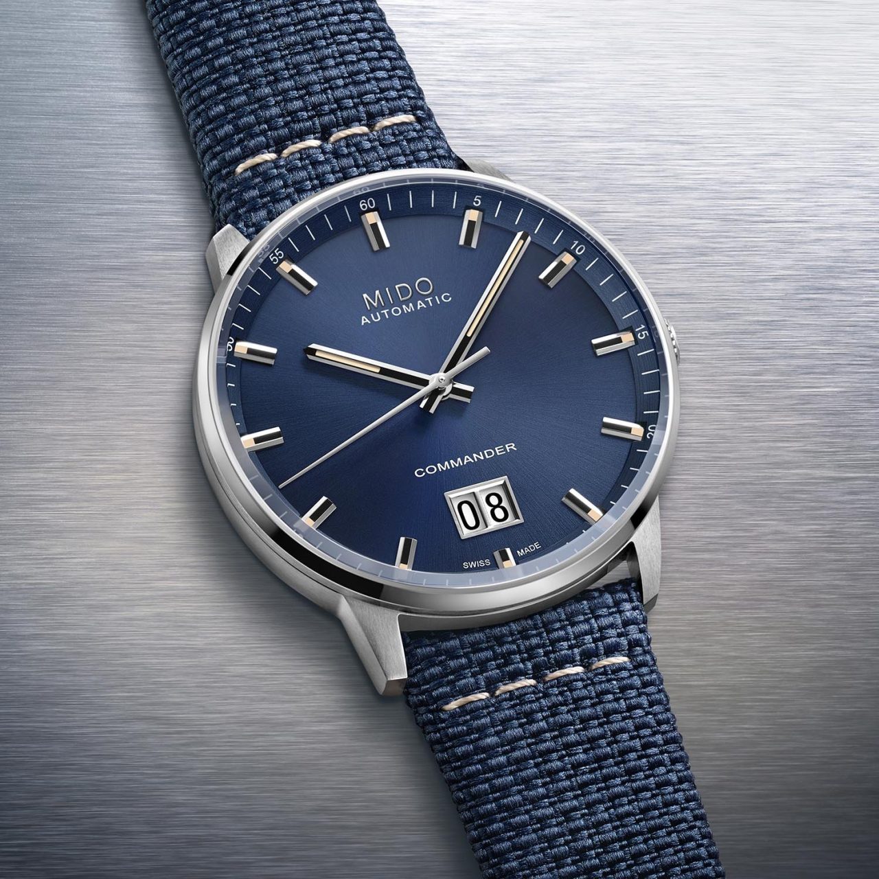 Mido Commander Big Date azul M021.626.17.041.00